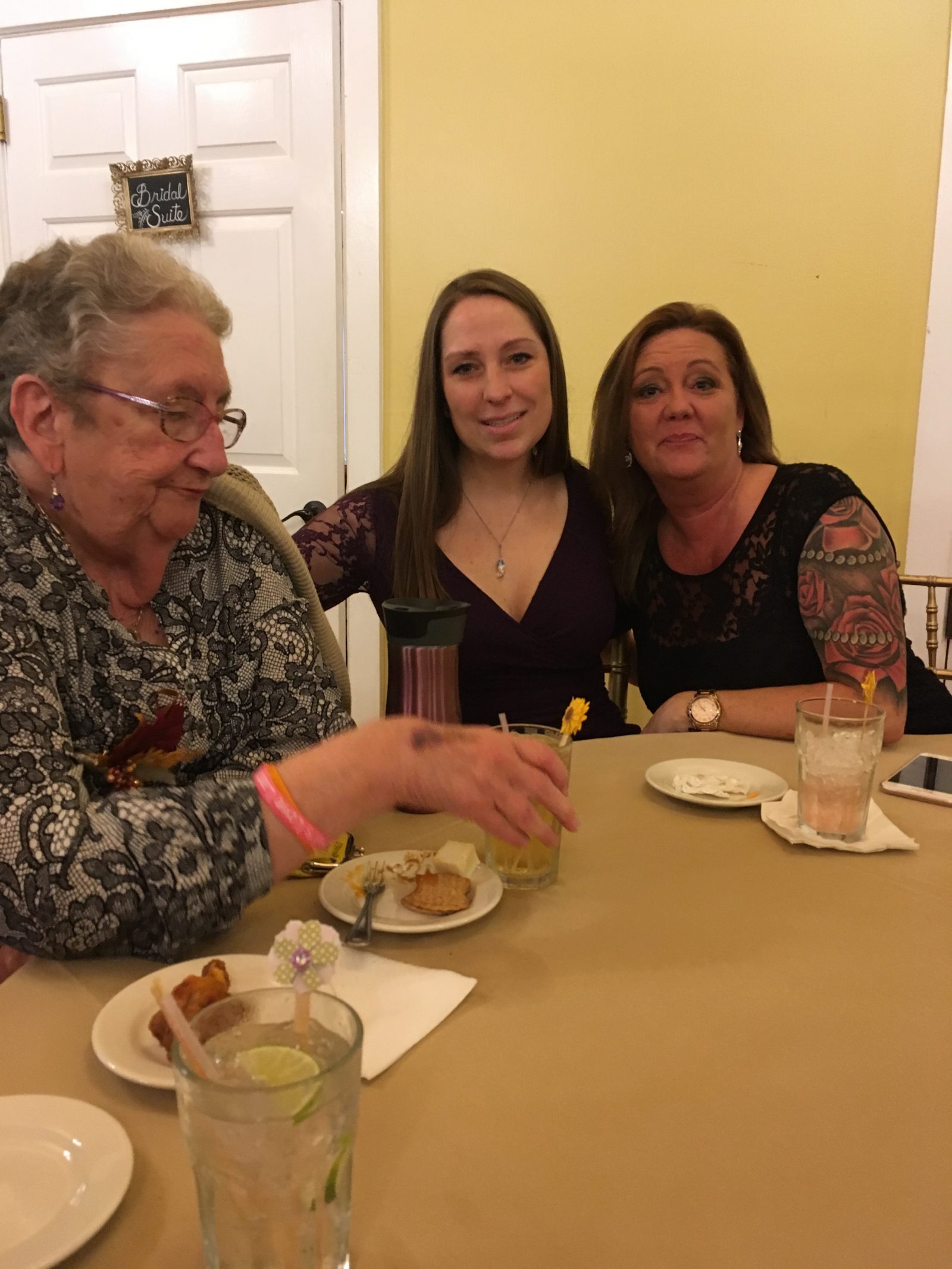 Mom received priceless gift of presence from loved ones who brought her ...